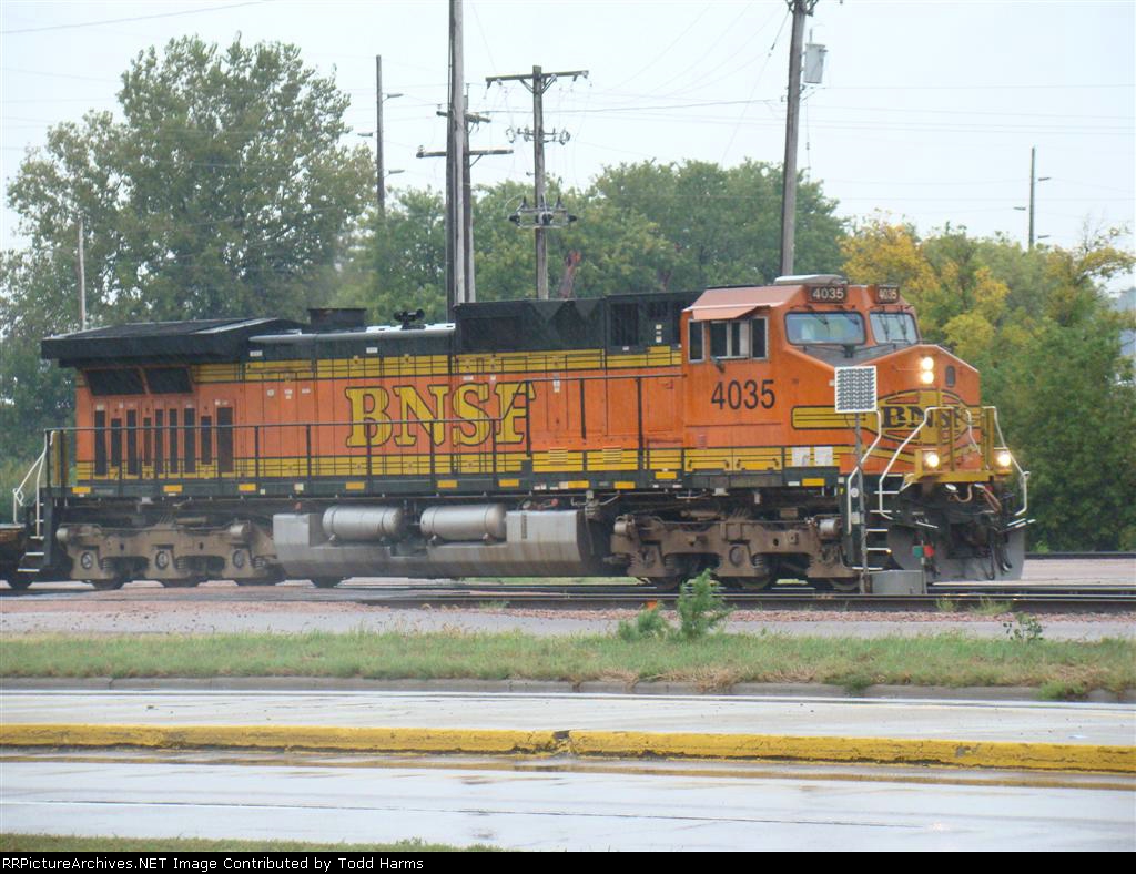 BNSF 4035